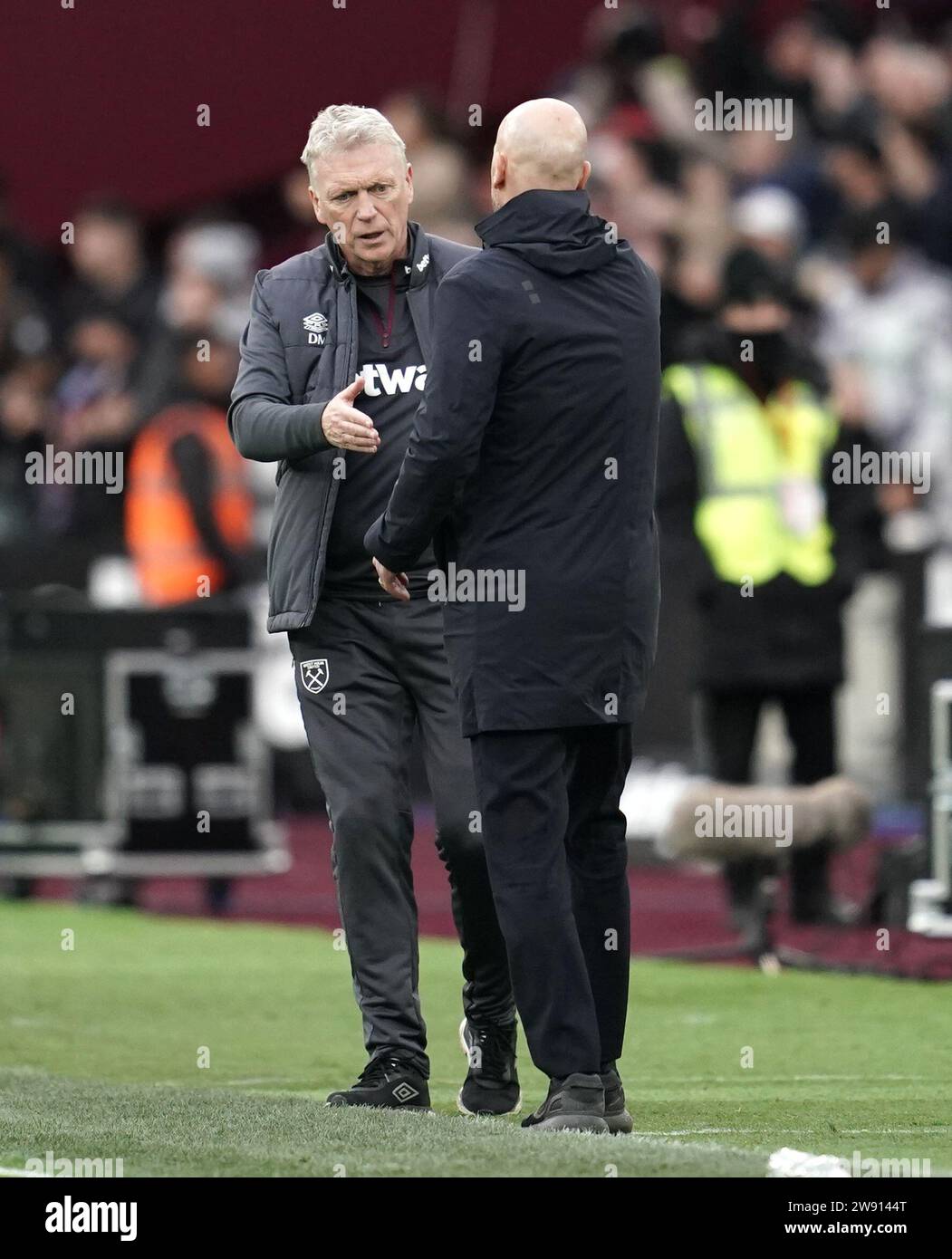 West Ham United manager David Moyes (left) and Manchester United ...