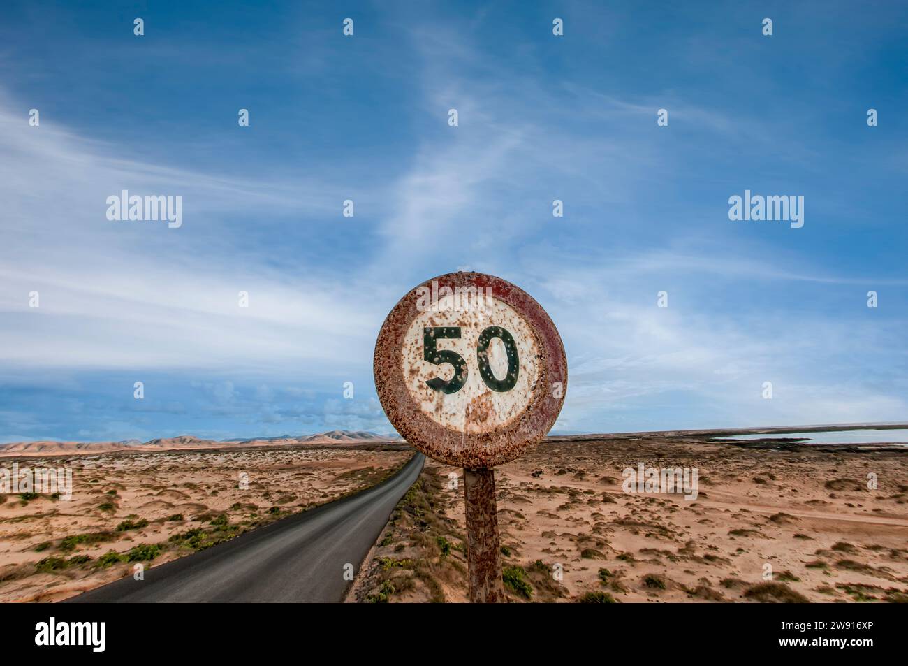 50 sign hi-res stock photography and images - Alamy