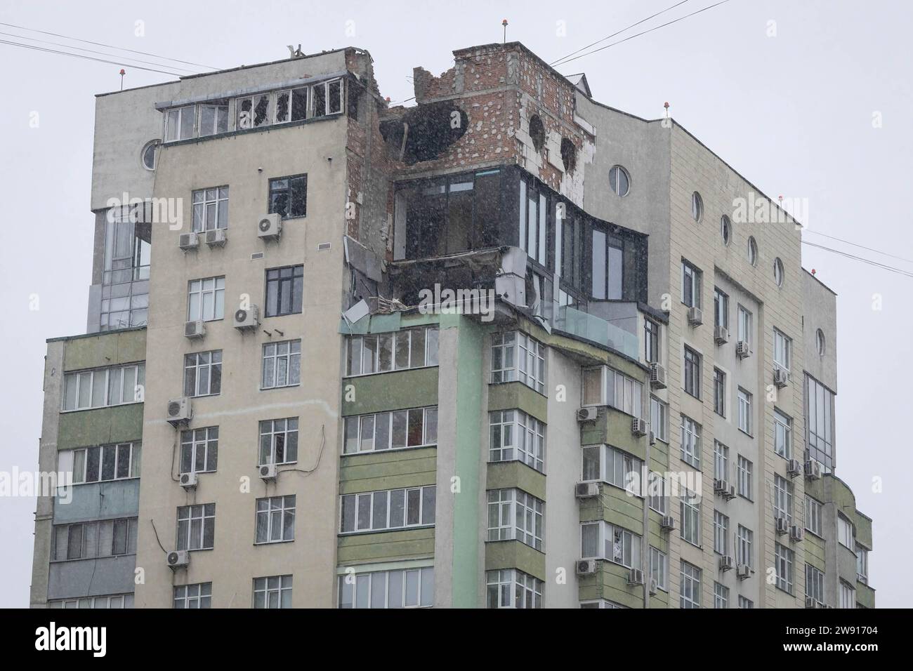 Kyiv, Ukraine. 22nd Dec, 2023. A view shows an apartment building ...