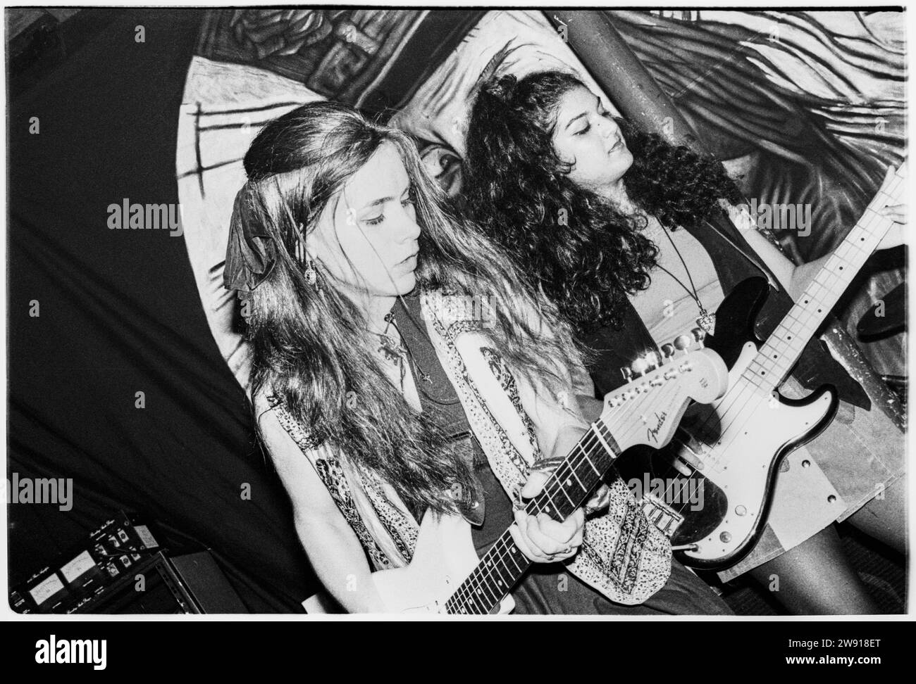 VOODOO QUEENS, BRISTOL FLEECE, 1993: Guitarist Ella Guru (born Ella ...