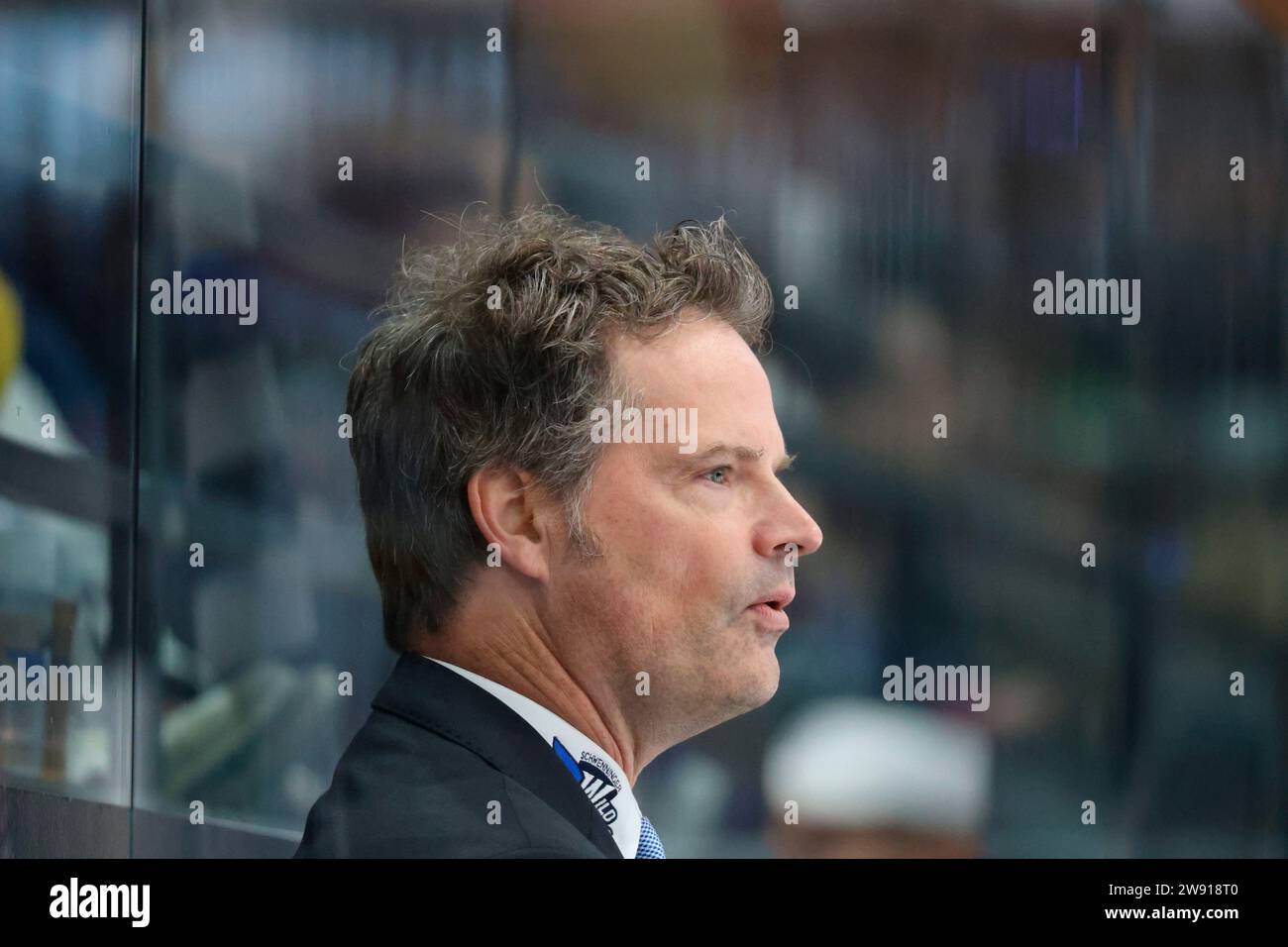 Villingen Schwenningen, Deutschland. 23rd Dec, 2023. Co-Trainer Tim ...