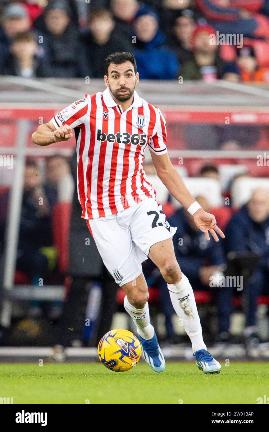 Stoke, UK. 23rd December 2023; Bet365 Stadium, Stoke, Staffordshire ...