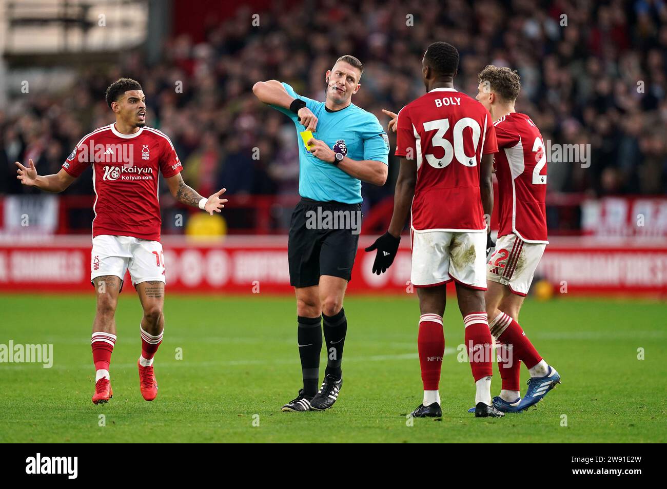 Referee Robert Jones shows a second yellow card to Nottingham Forest's ...