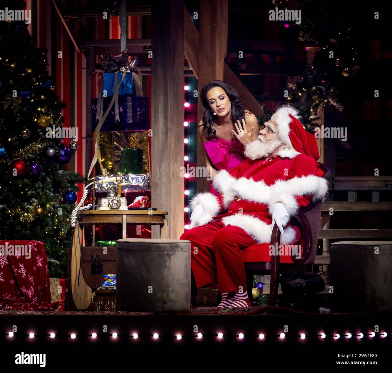 Kerstshow hi-res stock photography and images - Alamy