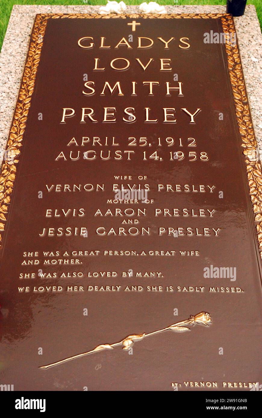 The Grave of Gladys, Elvis Presley's Mother, sits in the family plot ...