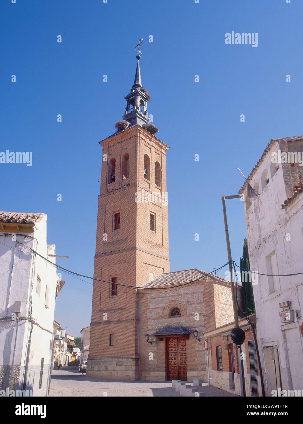 IGLESIA PARROQUIAL COMENZADA A CONSTRUIR A FINALES DEL SIGLO XV ...