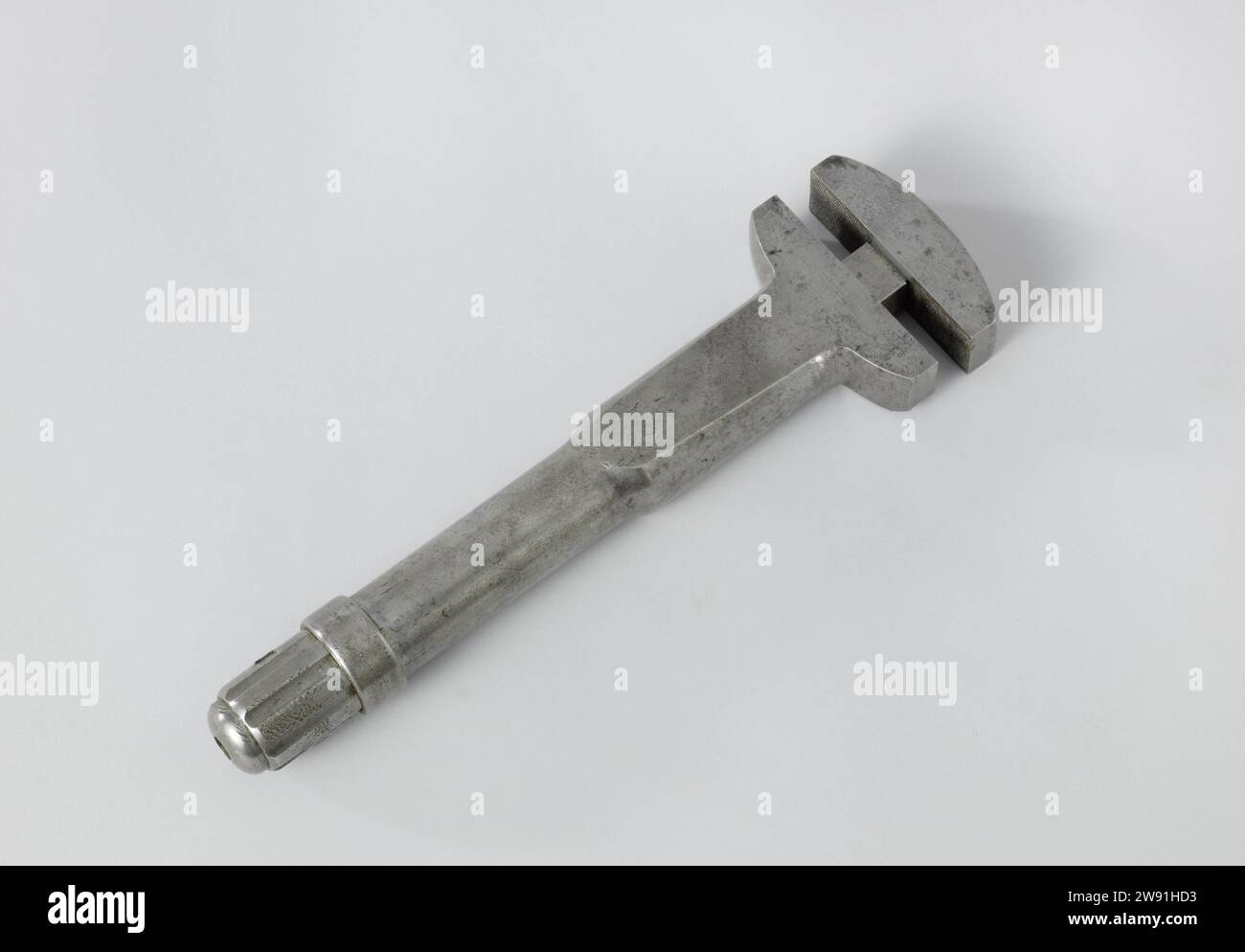 Vintage clock rotating mechanism close hi-res stock photography and ...