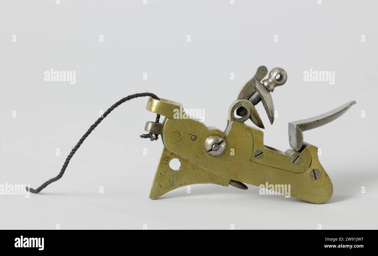 Flintlock mechanism hi-res stock photography and images - Alamy