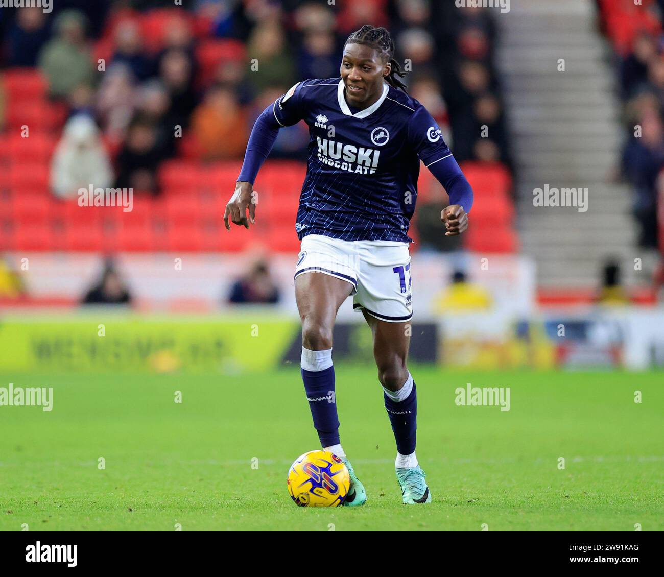 Brooke Norton-Cuffy #17 of Millwall runs with the ball during the Sky ...