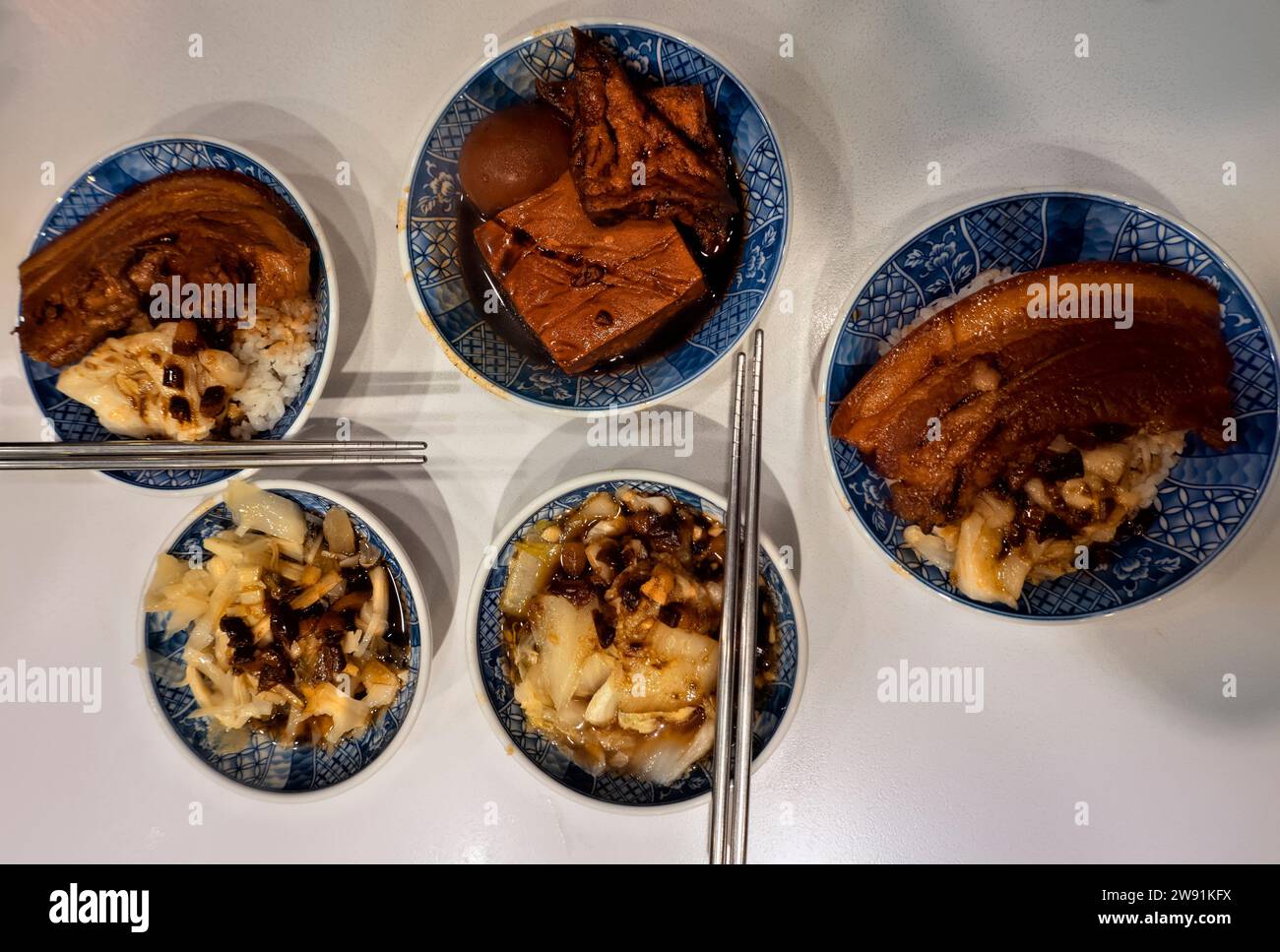 Michelin-awarded braised pork restaurant Wang's Broth, Huaxi Night ...
