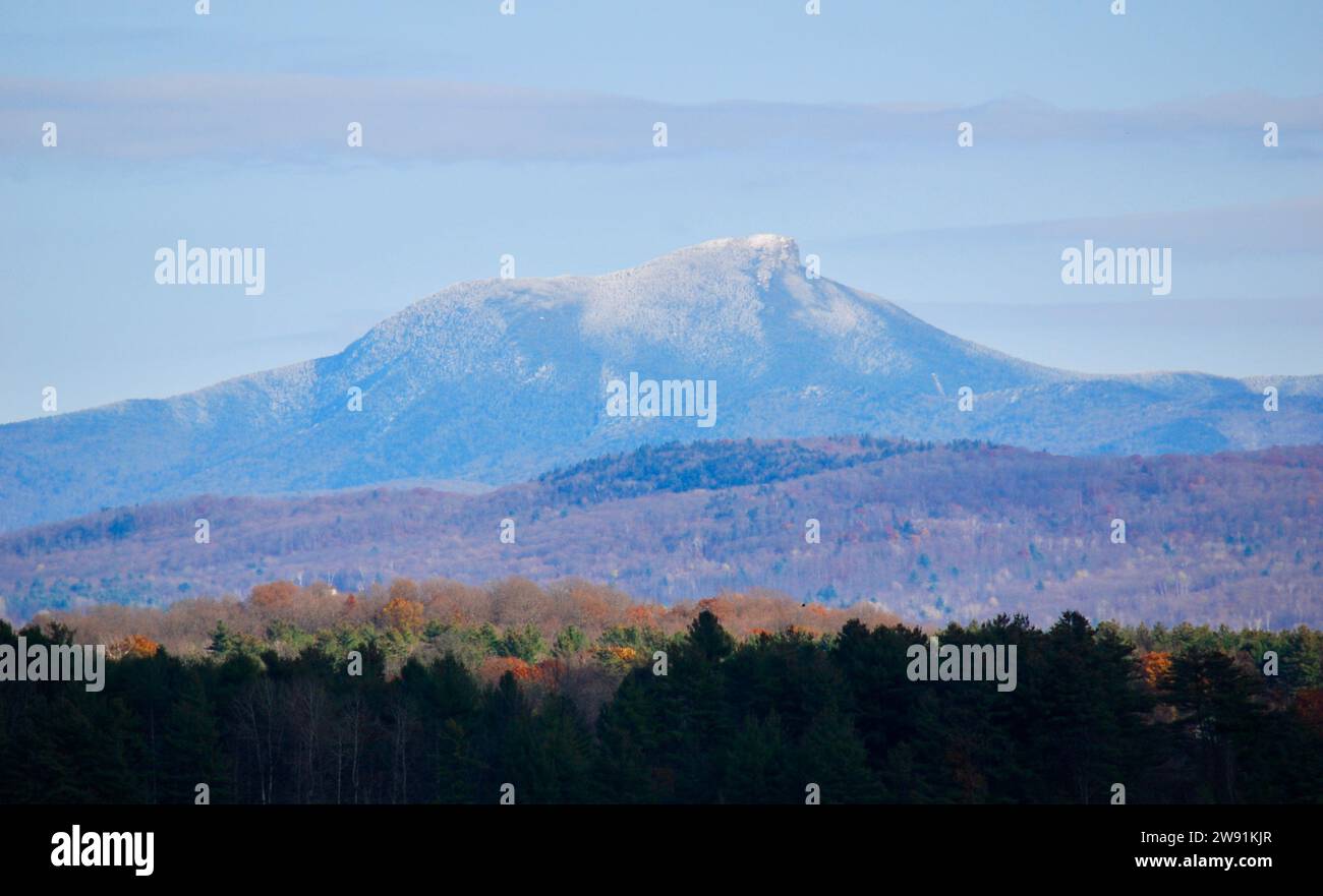Mt ellen vermont hi-res stock photography and images - Alamy