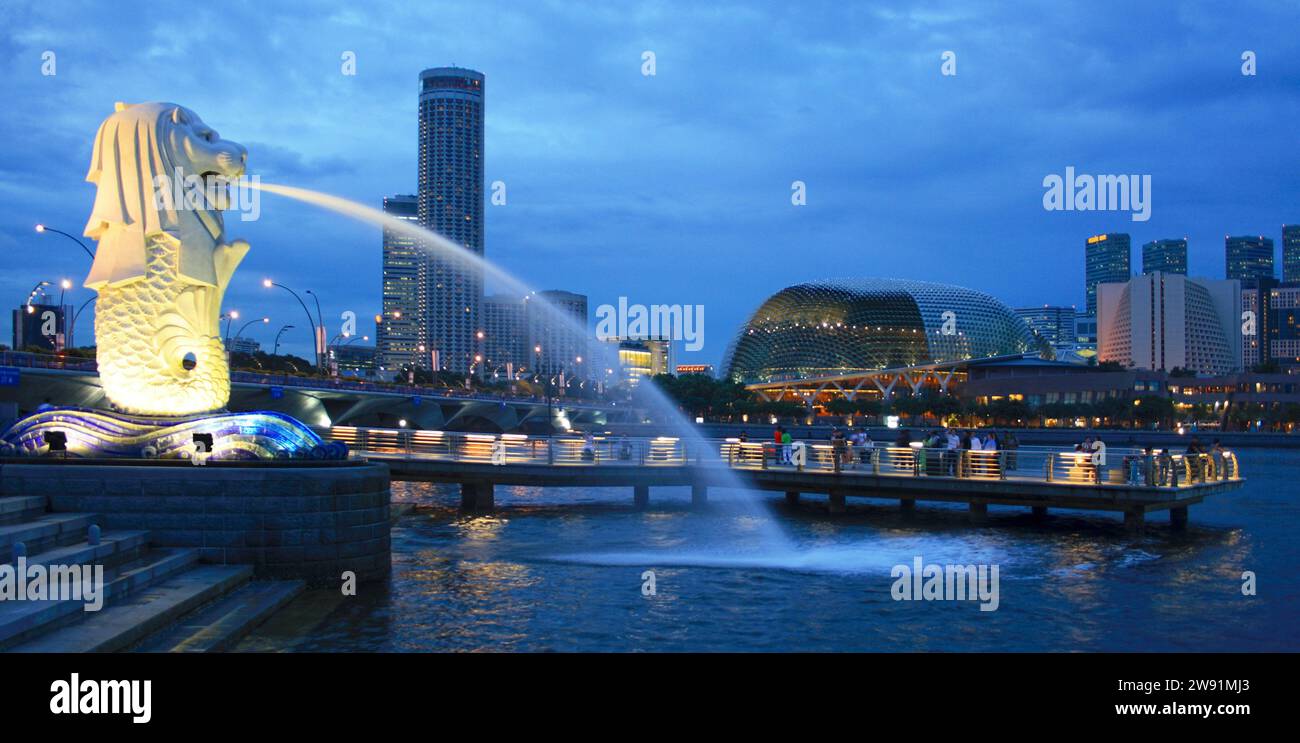 The Merlion fountain is the symbol of Singapore, attracting millions of ...