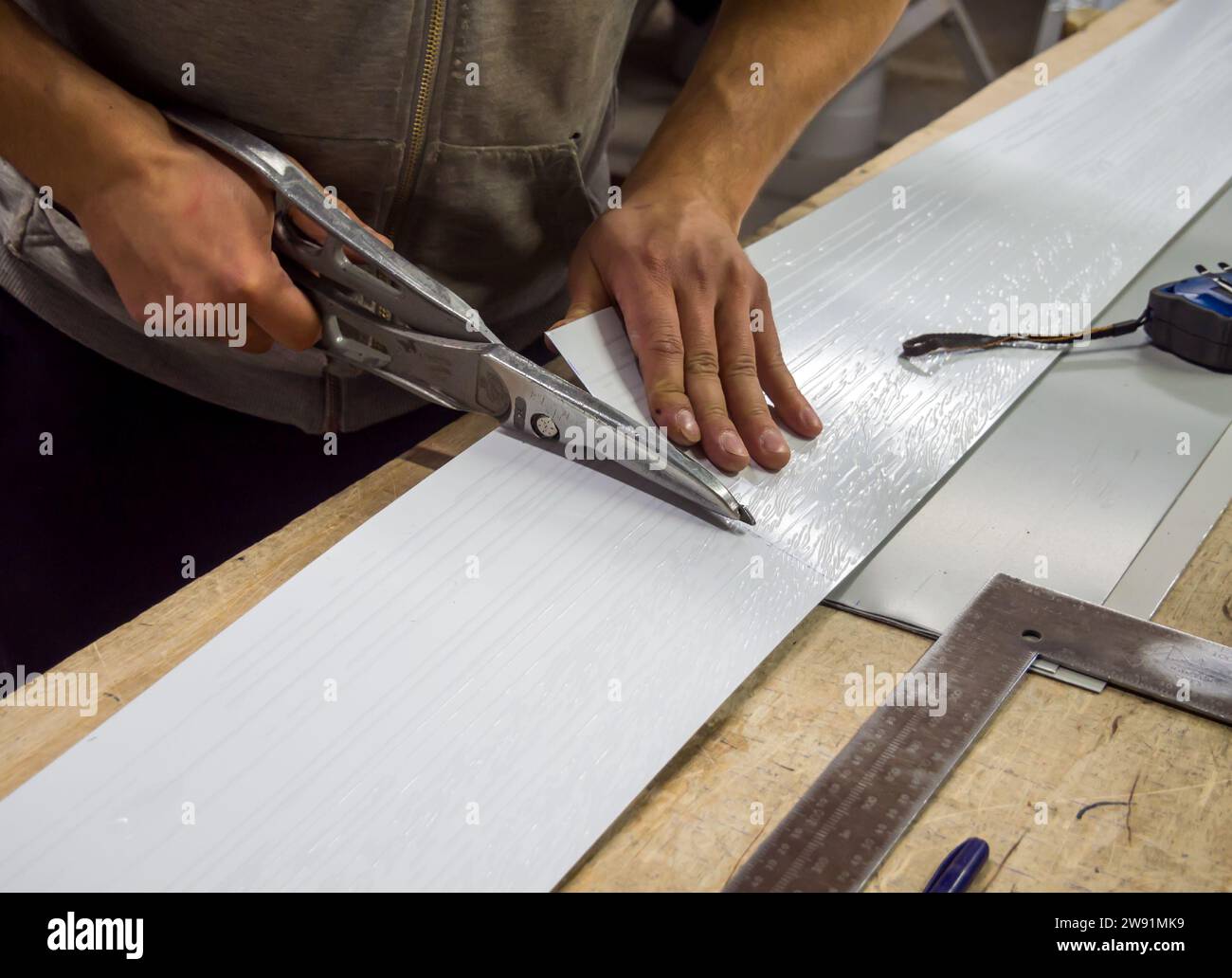 Hand shears hi-res stock photography and images - Alamy