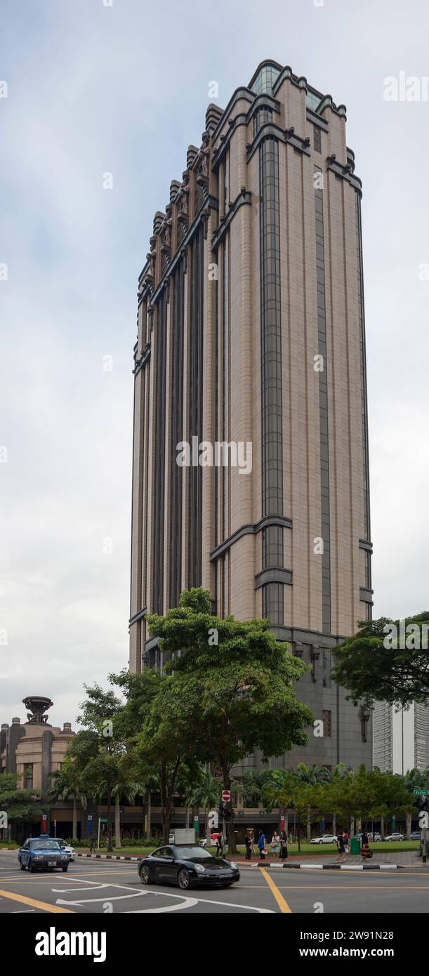 Bugis, Singapore - September 03 2018: Parkview Square is an office ...