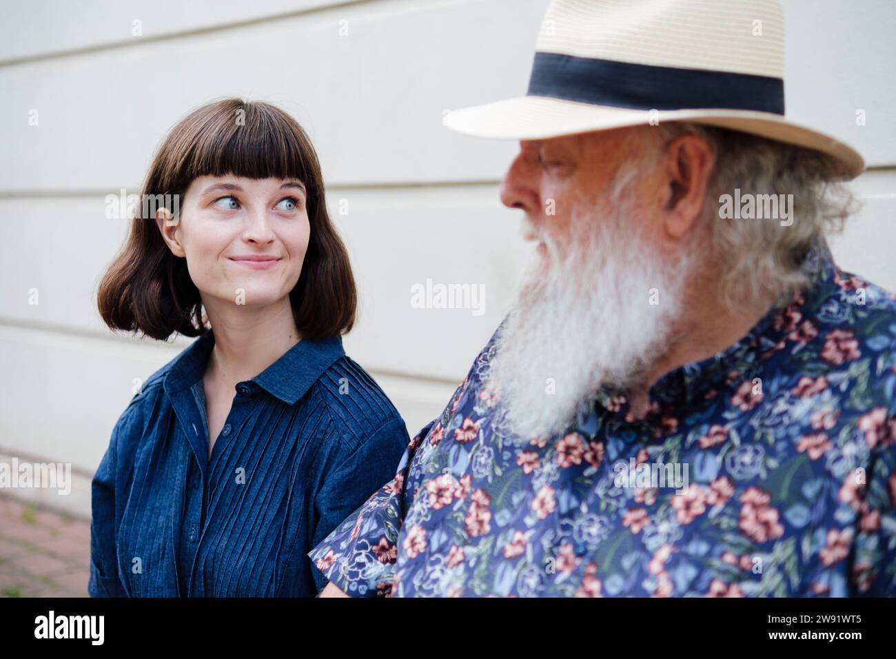 Child parents adults man woman hat hi-res stock photography and images ...