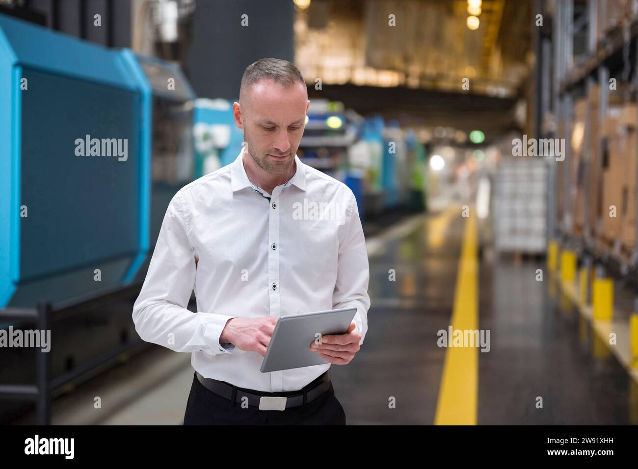 Inspector men planning hi-res stock photography and images - Alamy