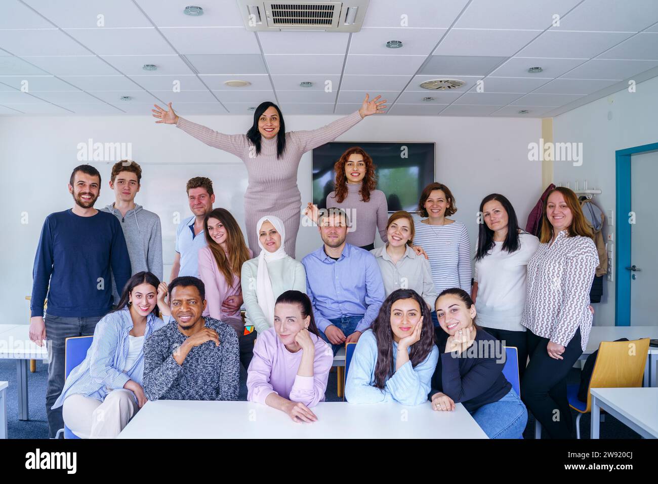 American classroom group hi-res stock photography and images - Alamy