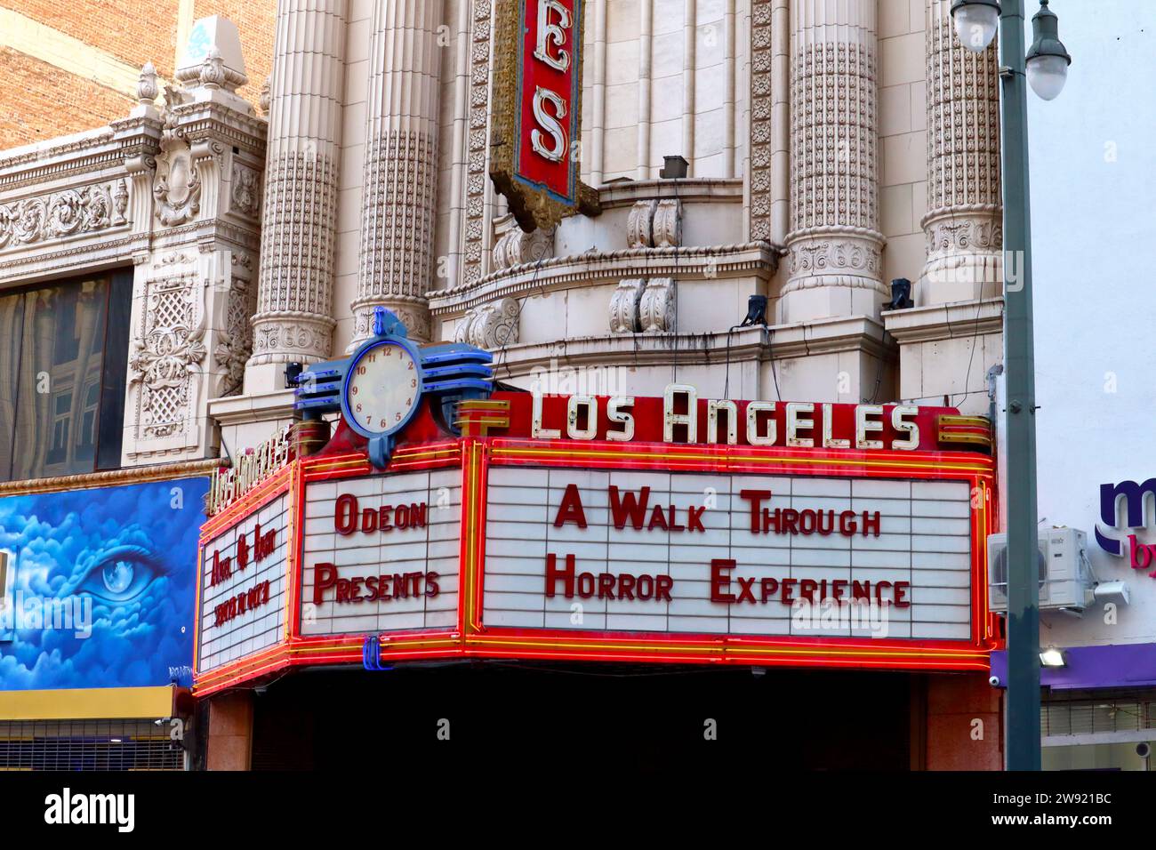 Los Angeles, California:LOS ANGELES Theatre, historic Theatre at 615 S. Broadway in the historic ...