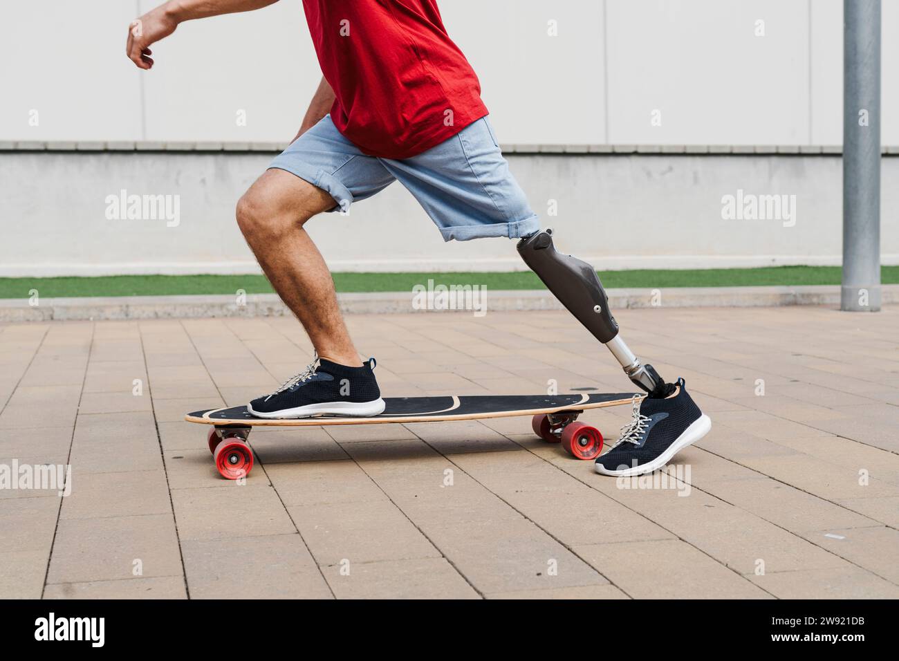 Prosthetic leg hi-res stock photography and images - Alamy