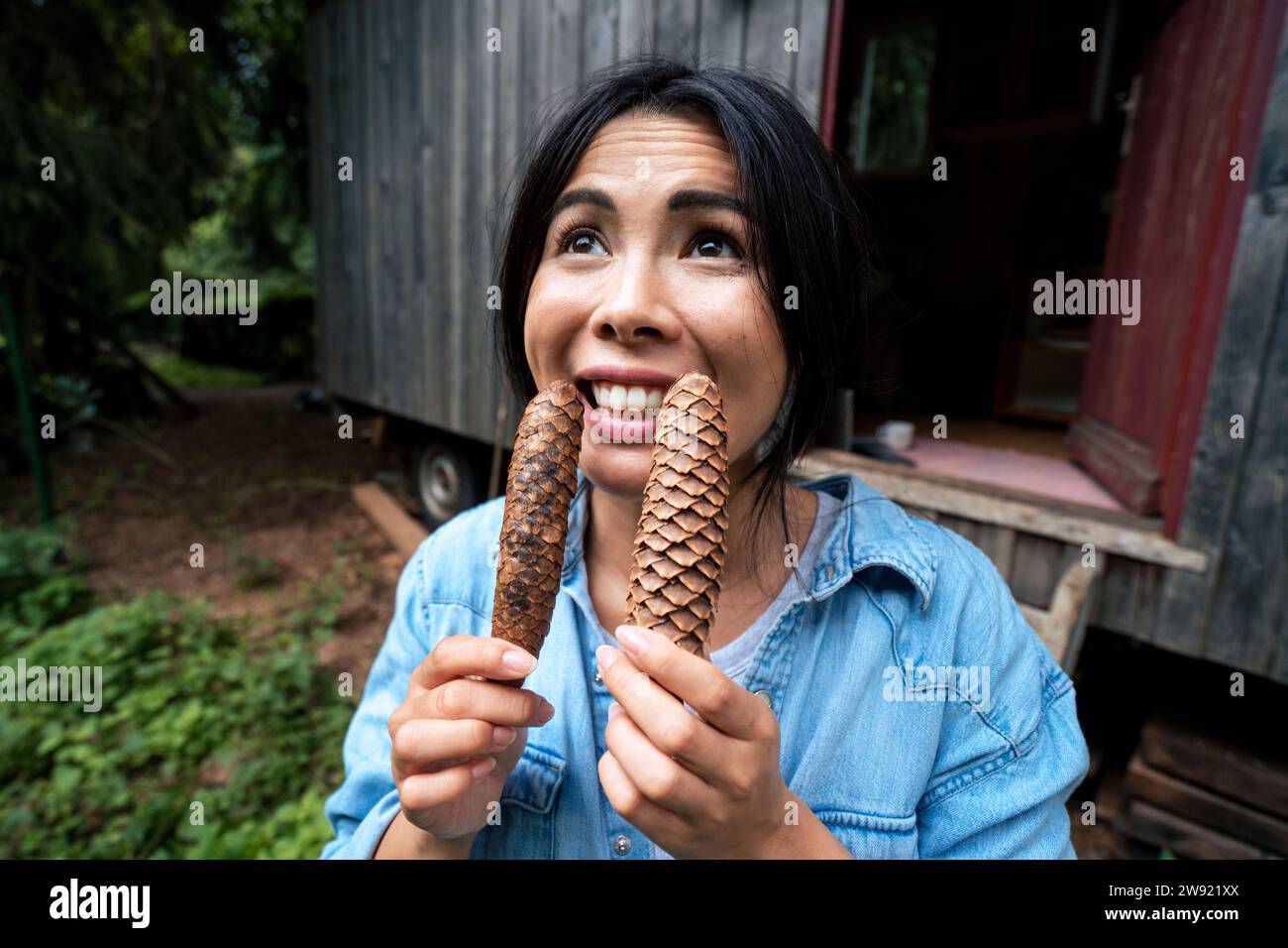Asian woman in cabin hi-res stock photography and images - Alamy