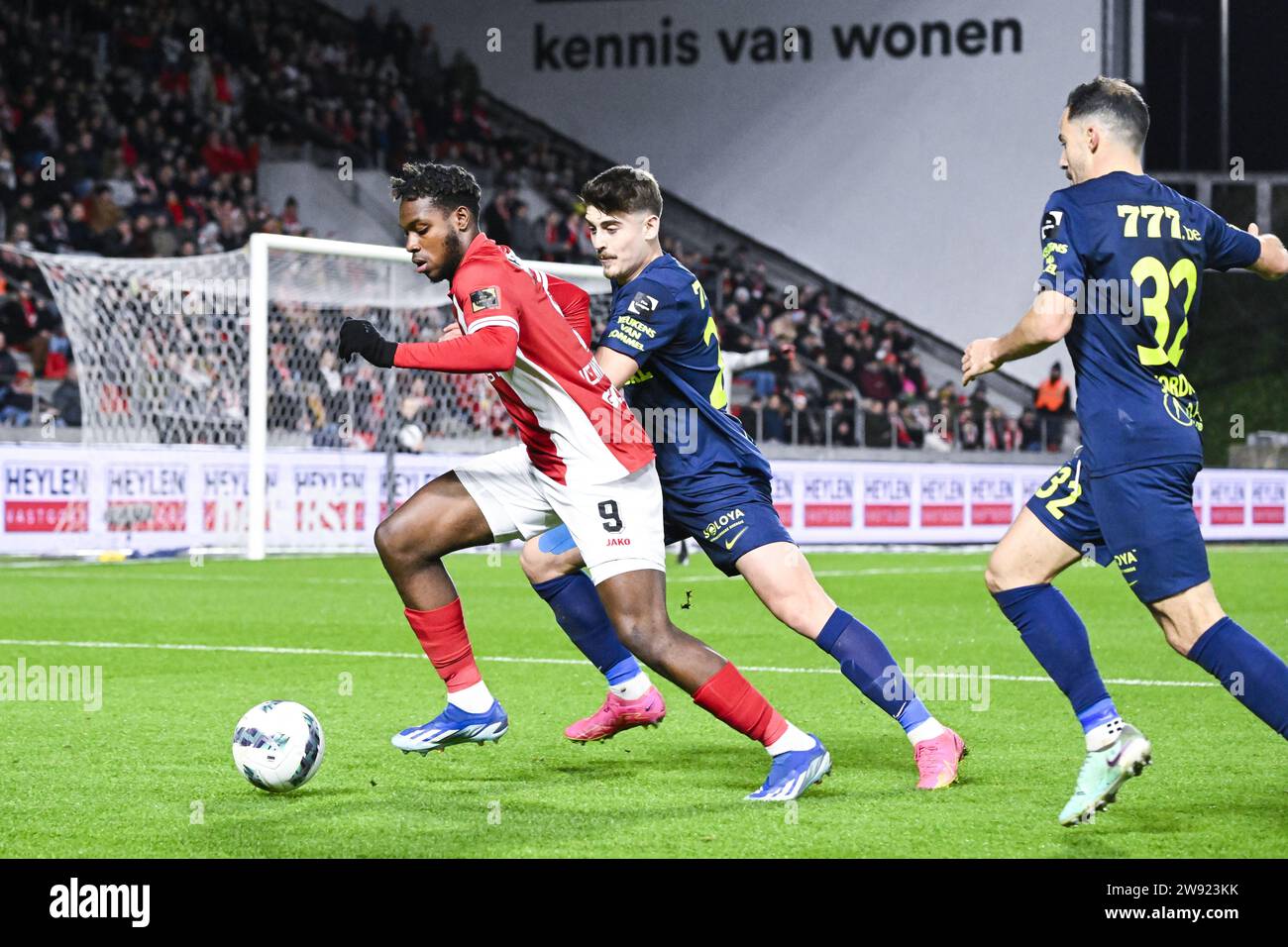 Antwerp, Belgium. 23rd Dec, 2023. Antwerp's George Ilenikhena and ...