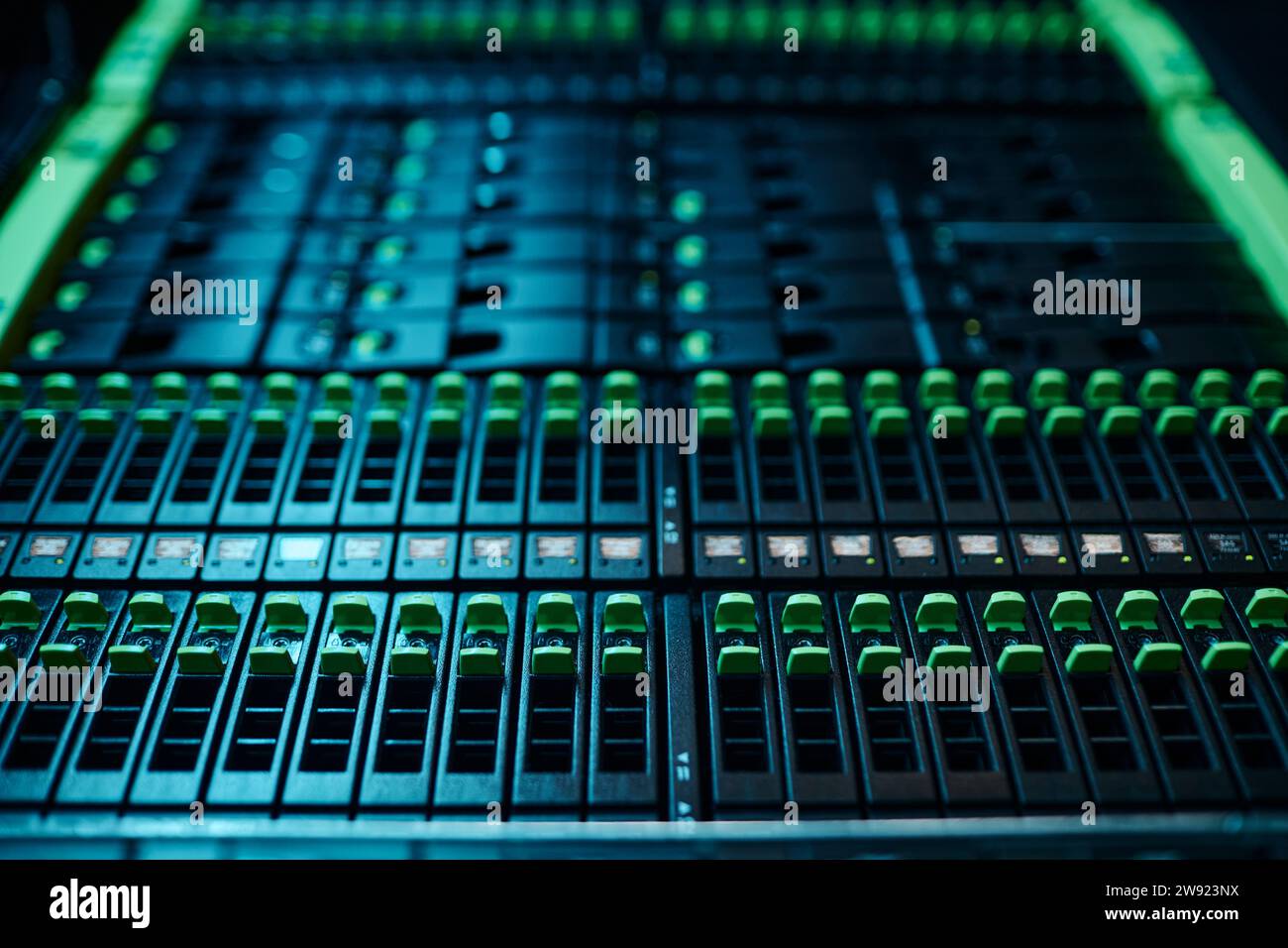 Supercomputer hi-res stock photography and images - Alamy