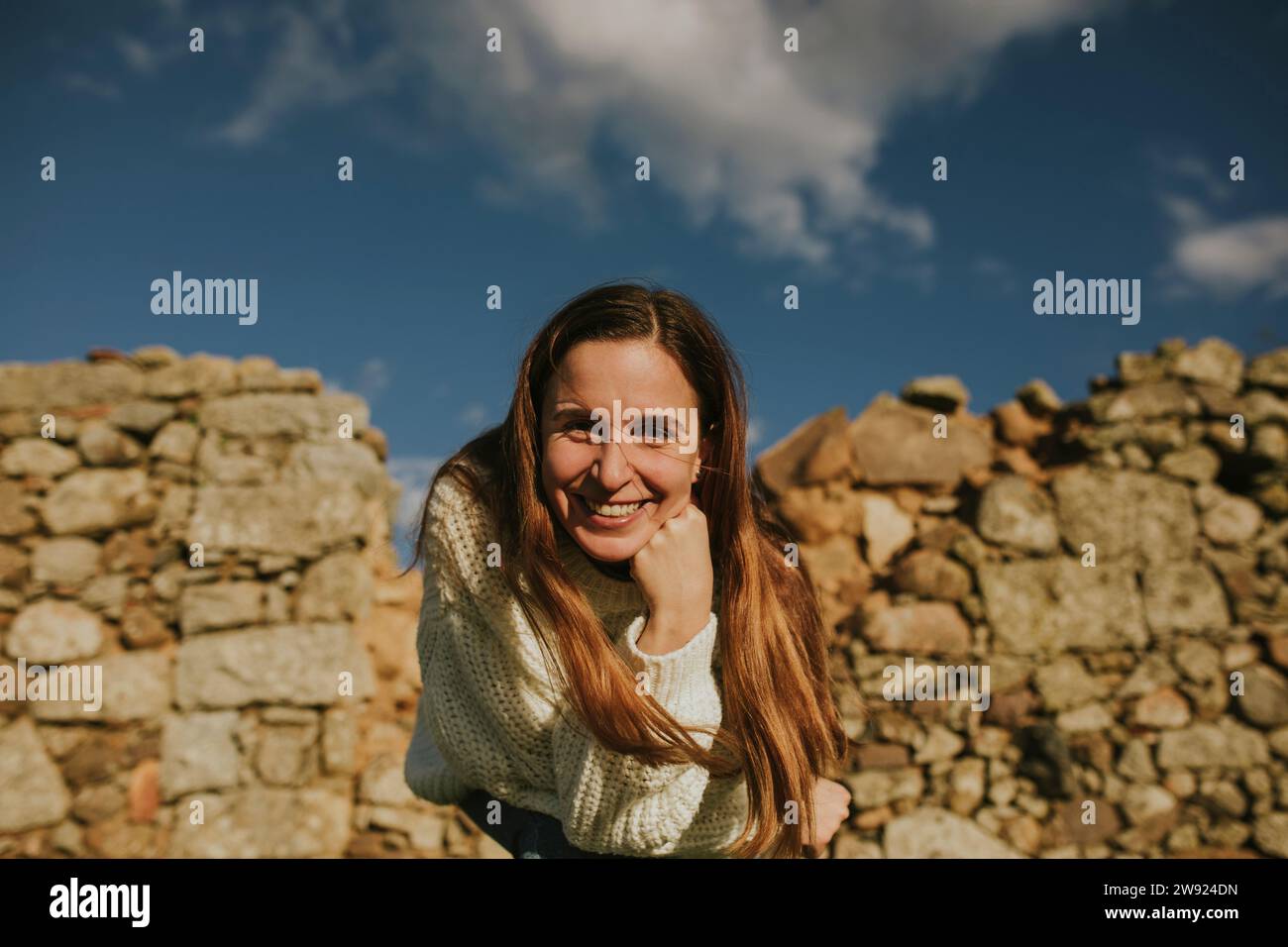 Woman leaning on elbow hi-res stock photography and images - Alamy
