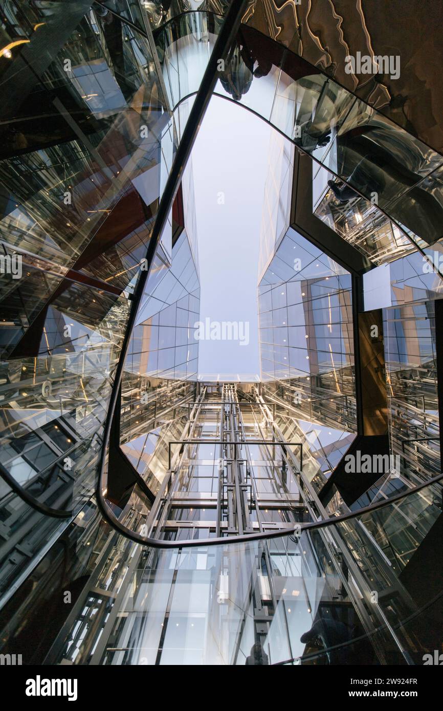 Sky border hi-res stock photography and images - Alamy