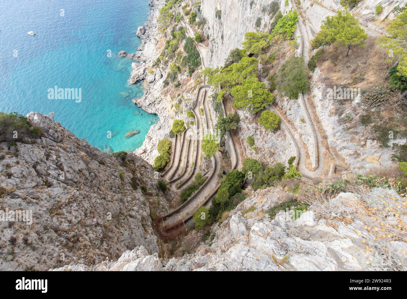 Clifftop connection hi-res stock photography and images - Alamy