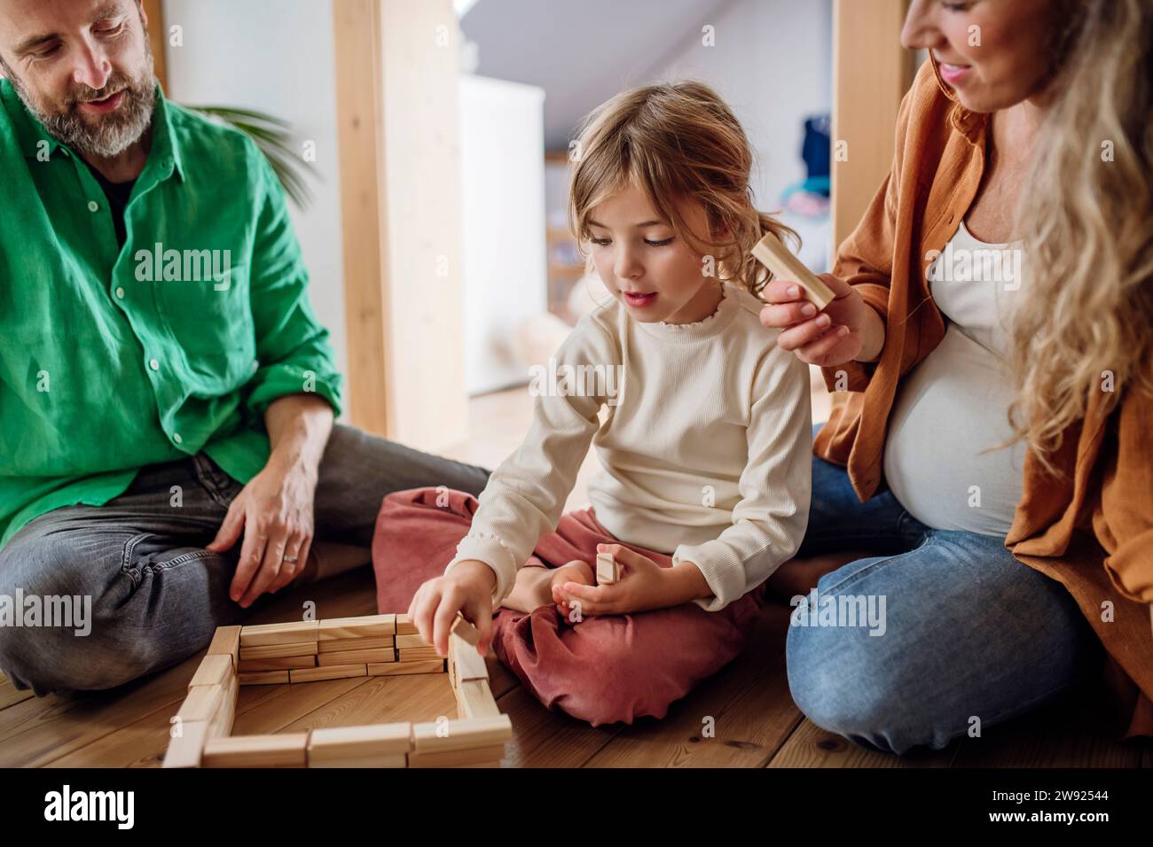 Children with parents learning hi-res stock photography and images - Alamy