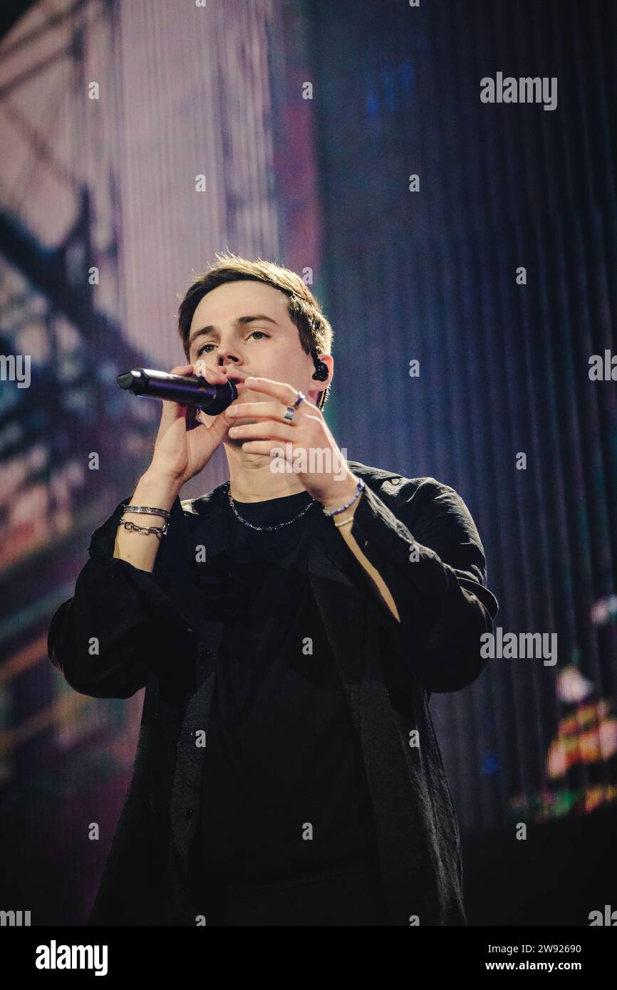 Zurich, Switzerland. 15th, December 2023. The English singer and ...