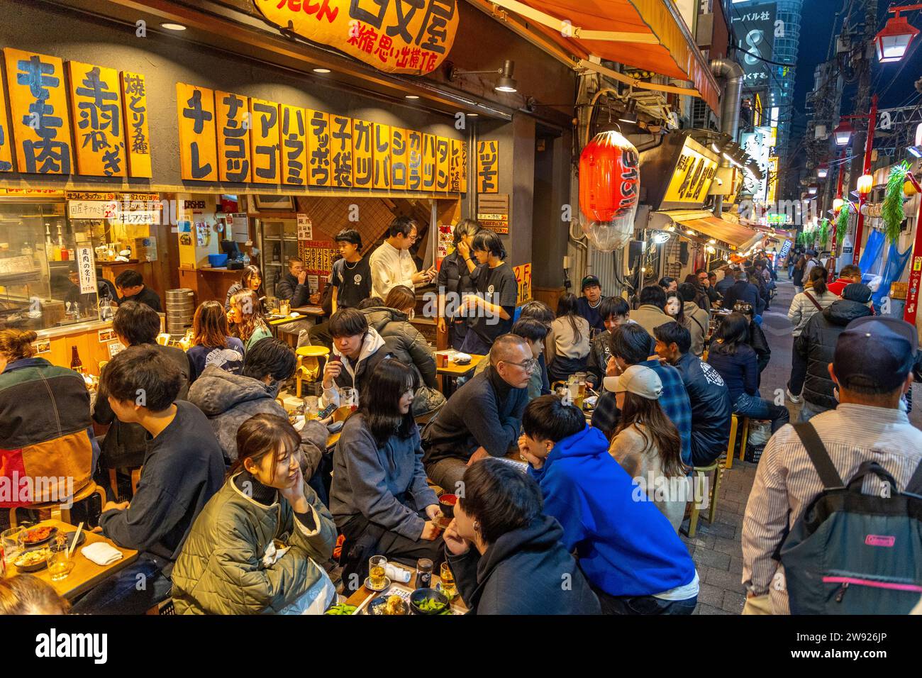 Omoide Yokocho, Shinjuku, Tokyo, Japan Stock Photo - Alamy