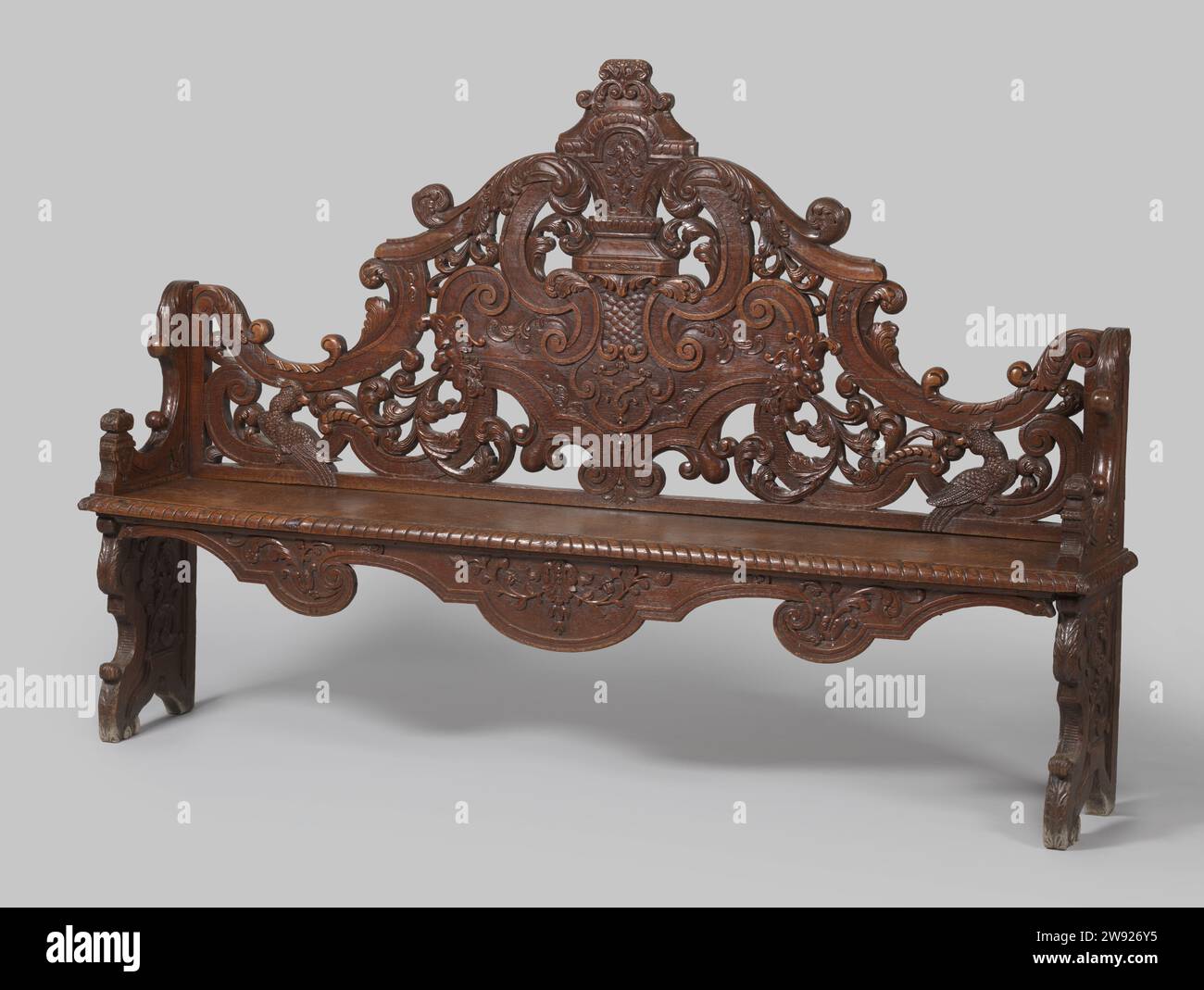 Gang bank on cheeks. Decorated with C and S-Voluten, Vase, Masks with ...