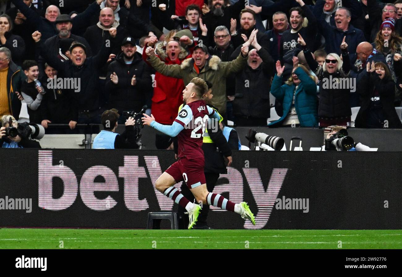London, UK. 23rd Dec, 2023. Jarrod Bowen of West Ham Utd celebrates ...
