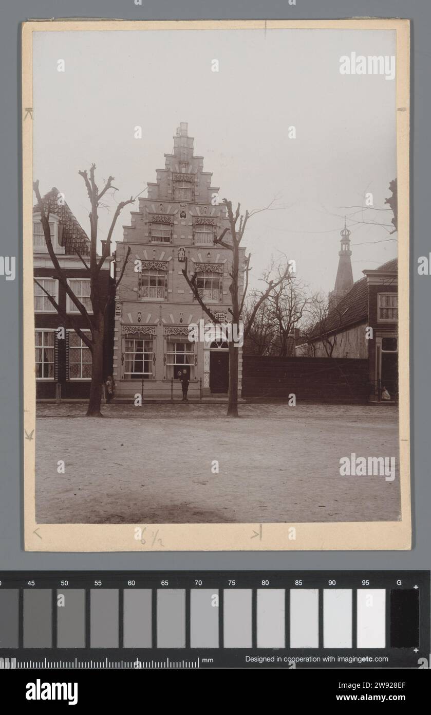 View of Radboud Castle in Medemblik, Barend Reekers, 1890 - 1910 ...