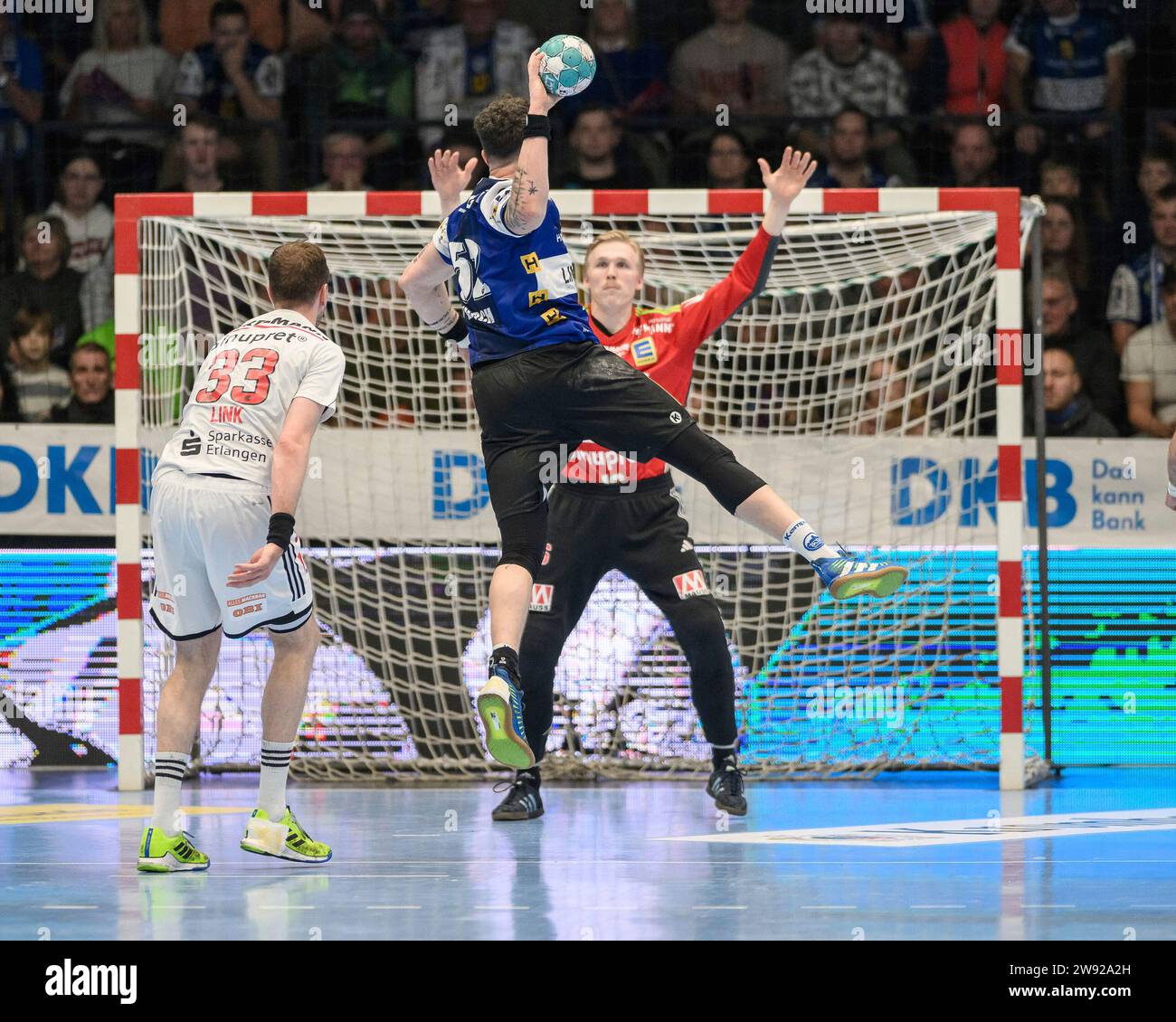 Eisenach, Deutschland. 23rd Dec, 2023. Justin Kurch (Kreis, THSV ...