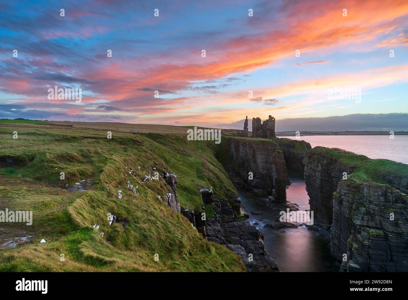 Girnigoe and Sinclair Castle, sunset, cliffs, Wick, Highlands, Scotland ...