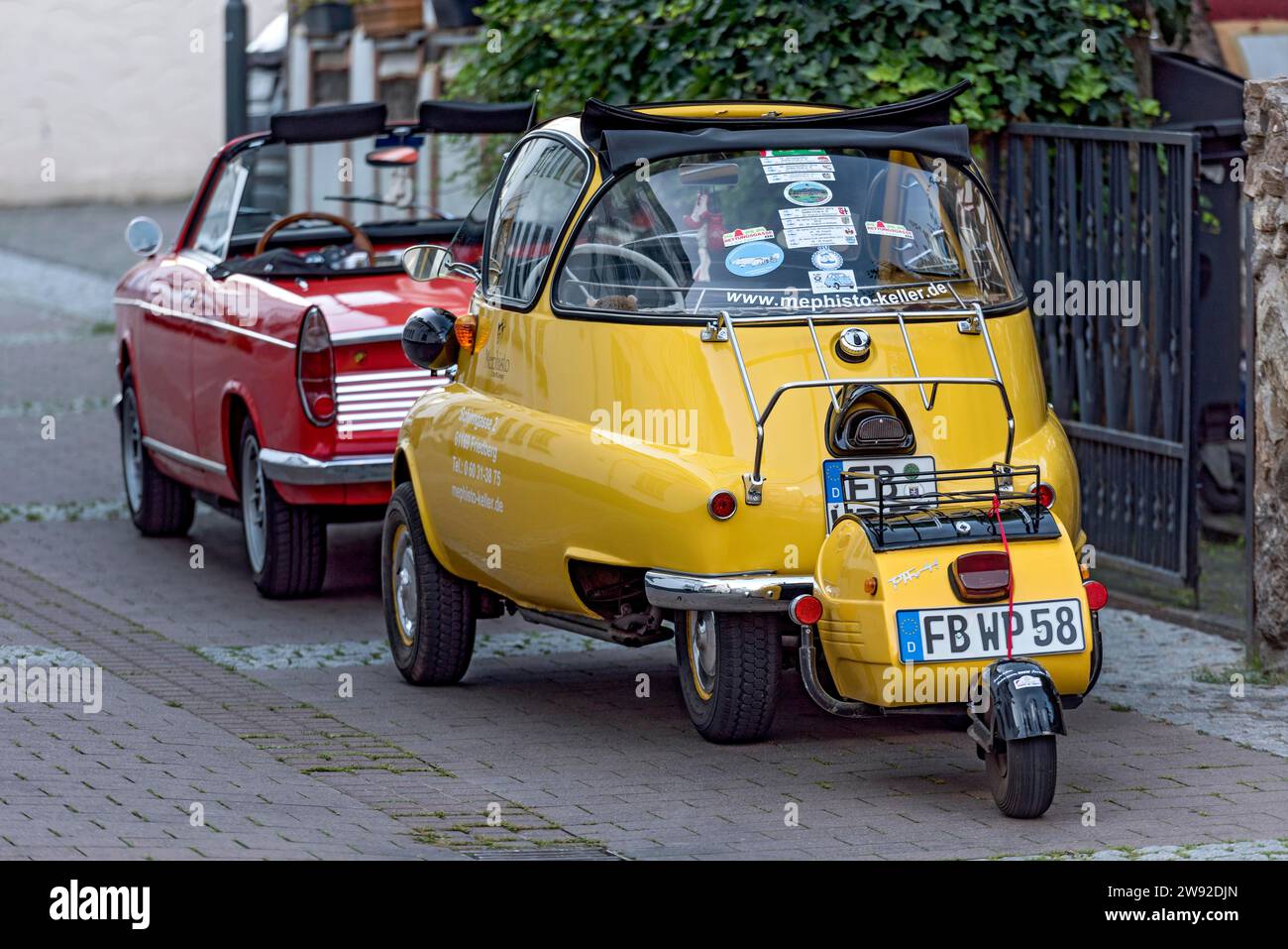 Vintage BMW Isetta 300 motor coupe with trailer, small car, scooter ...