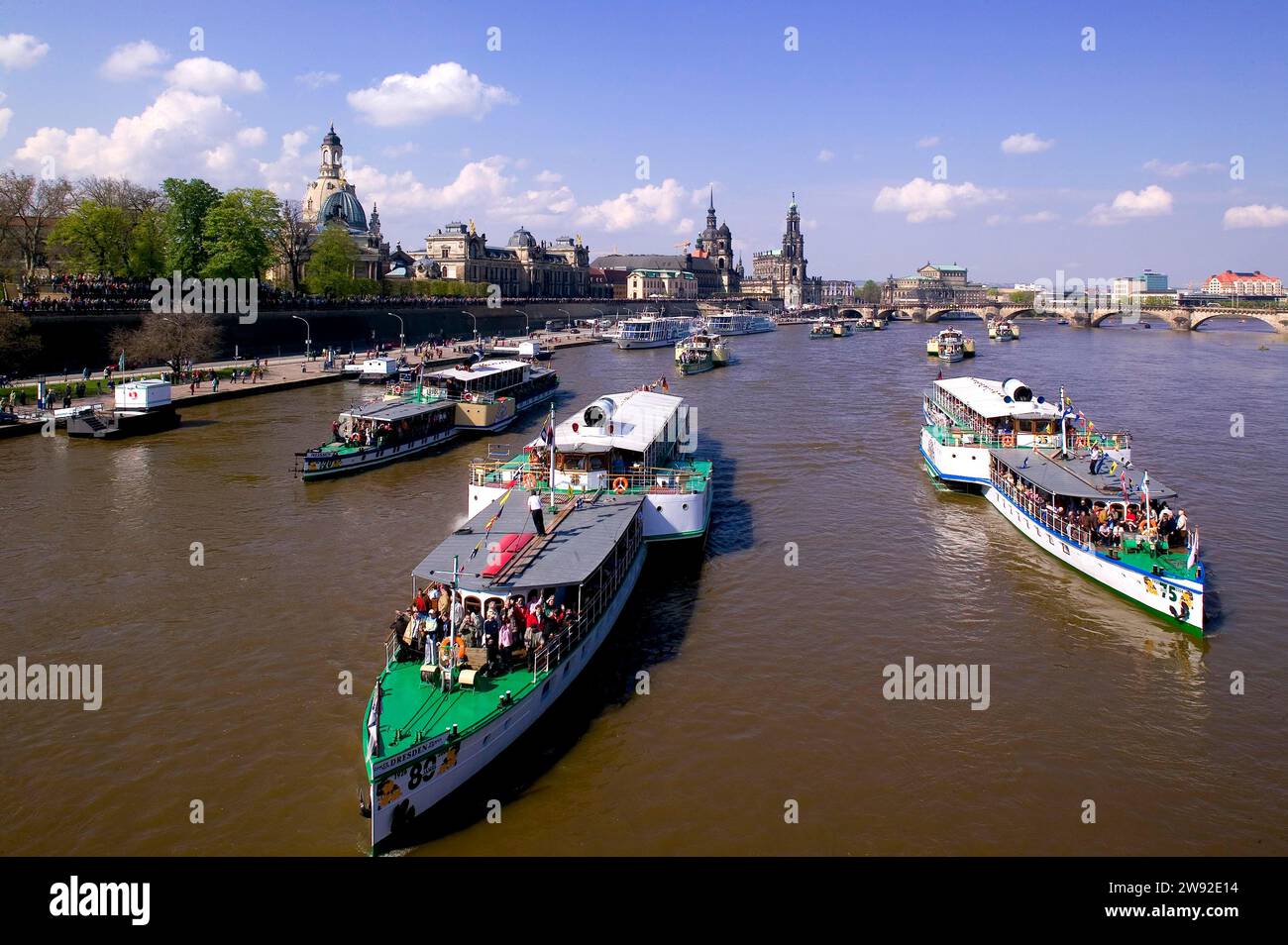 Steamboat parade 2005 Stock Photo - Alamy