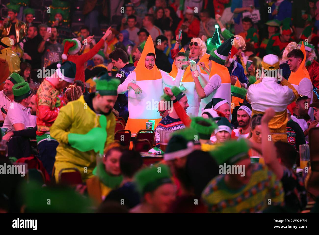 Alexandra Palace, London, UK. 23rd Dec, 2023. 2023/24 PDC Paddy Power ...