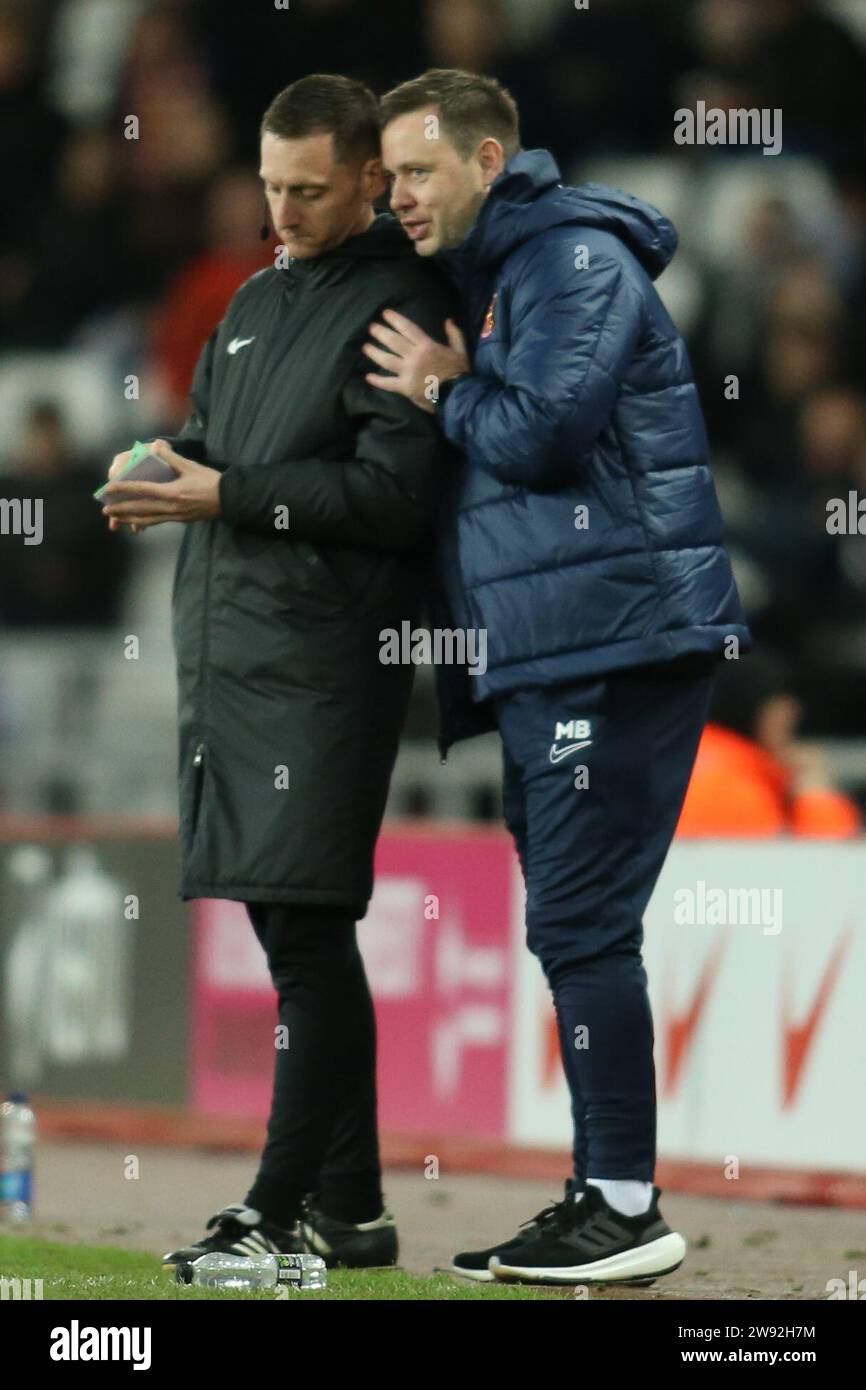 Sunderland, UK. 23rd Dec 2023. Sunderland Head Coach Michael Beale ...