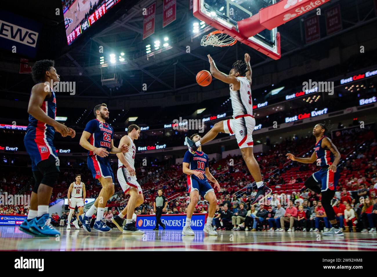 Raleigh, NC, USA. 23rd Dec, 2023. North Carolina State Wolfpack guard ...