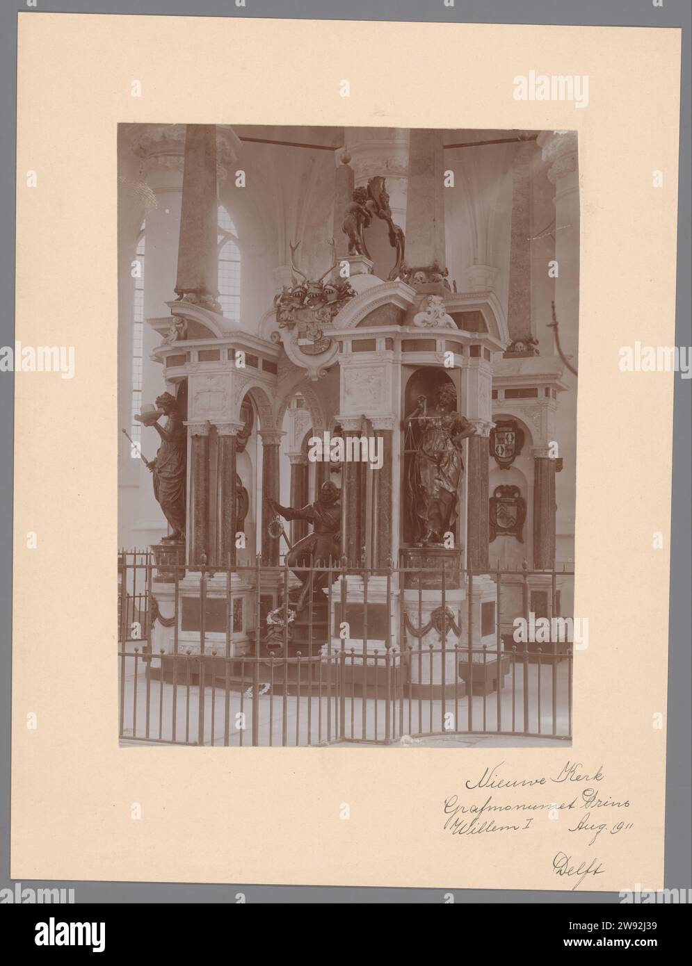 Graf monument of Willem I Frederik in the Nieuwe Kerk in Delft ...