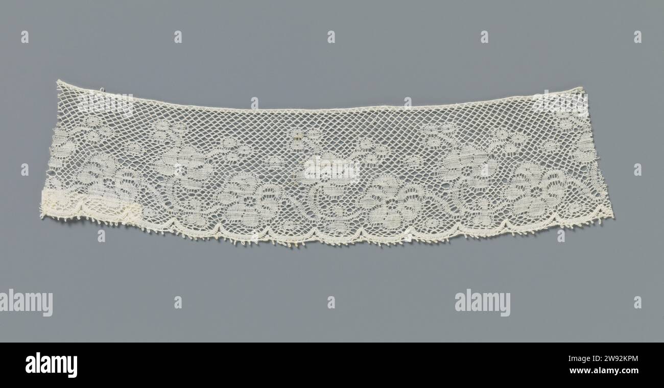 Strip Machine with wavy slender with two different flowers and berries ...