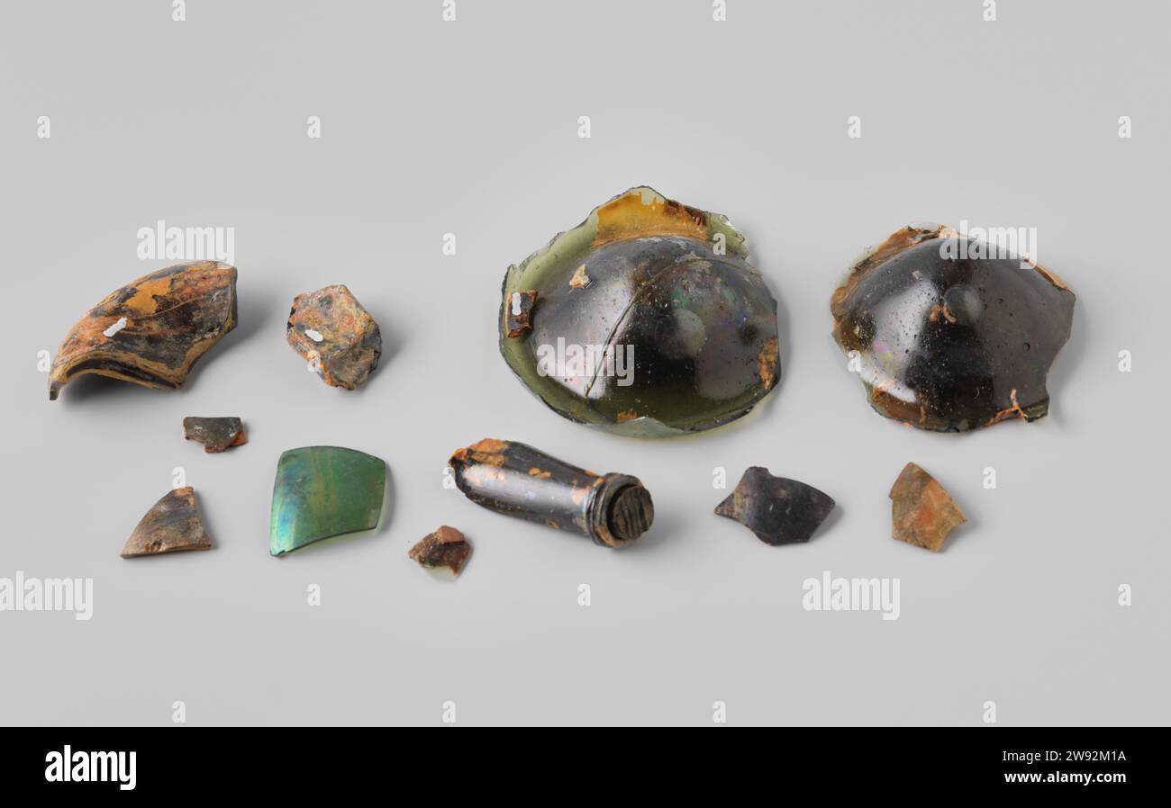Shards of wine bottles from the wreck of the East Indians' t Vliegend ...