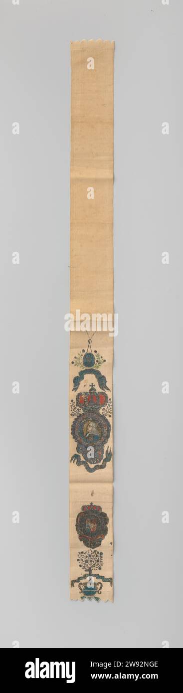 Cut out oval hi-res stock photography and images - Alamy