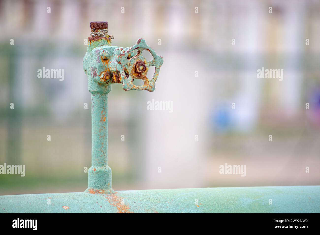 Faucet faucets hi-res stock photography and images - Alamy