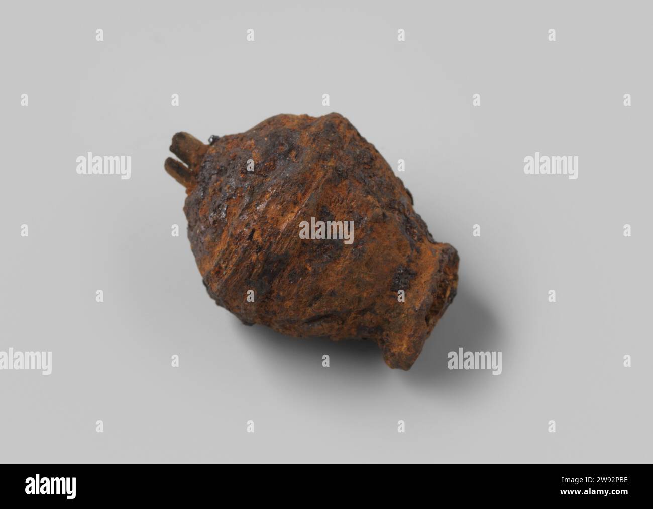 Hollow oval hi-res stock photography and images - Alamy