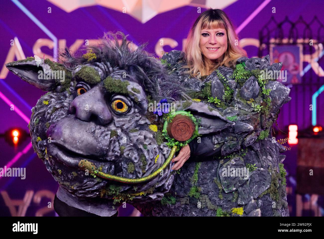 Cologne, Germany. 23rd Dec, 2023. Mieze Katz, singer of the band Mia ...