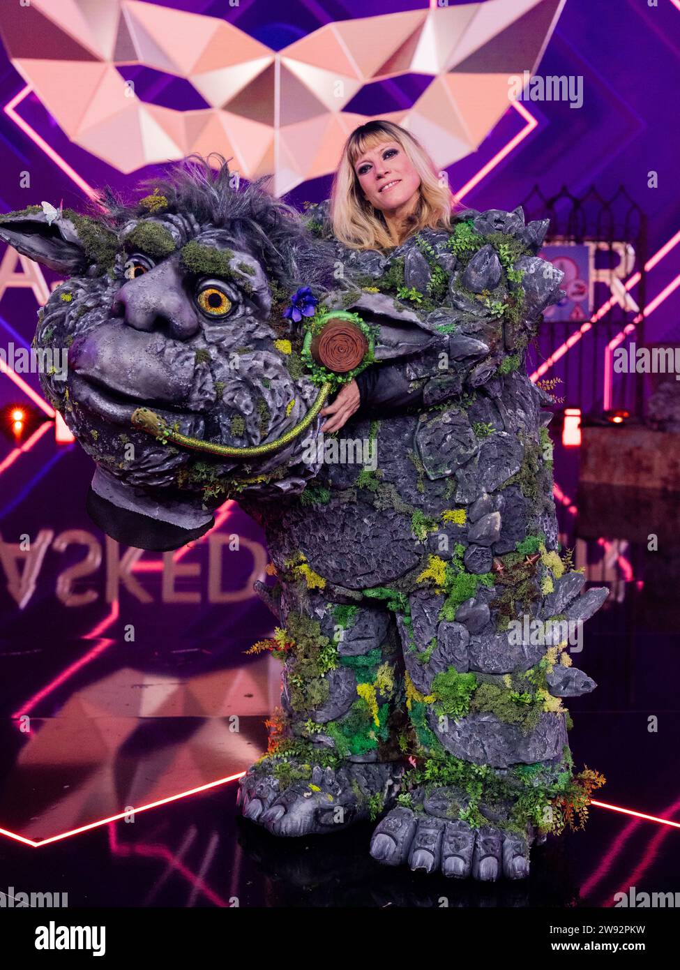 Cologne, Germany. 23rd Dec, 2023. Mieze Katz, singer of the band Mia ...